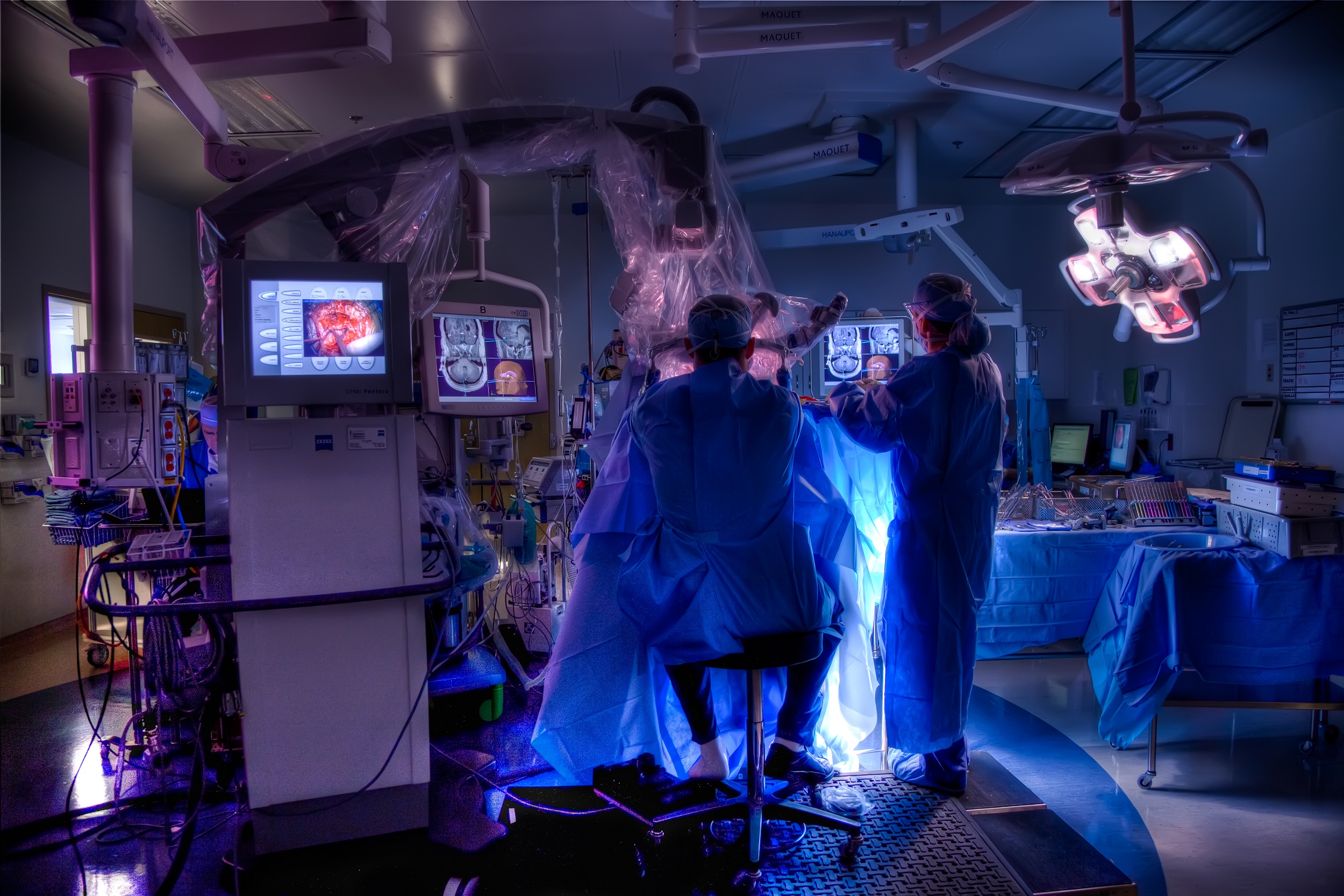 Neurosurgical Oncology - Treatment for Brain & Spine Tumors